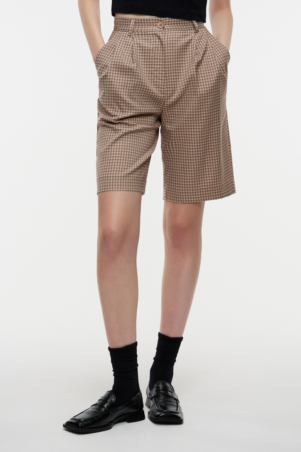 Шорты-бермуды клетчатые с высокой посадкой 2311509762, цвет: бежевый ...