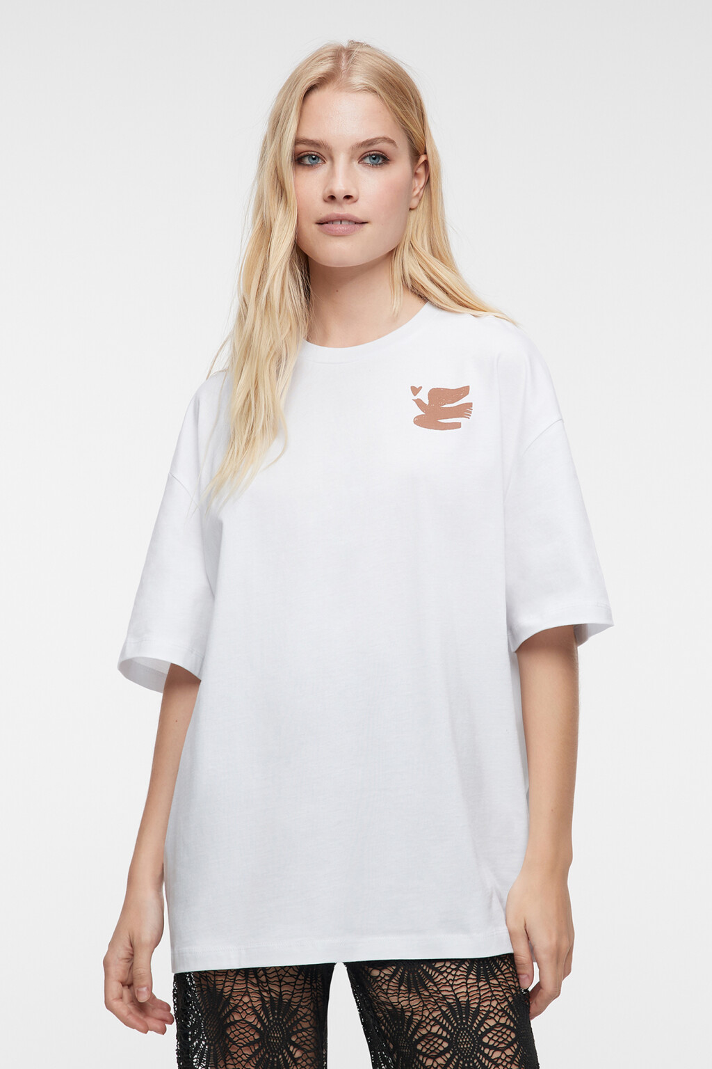 Футболка oversize хлопковая с принтом на спине 2321849497, цвет: белый ...