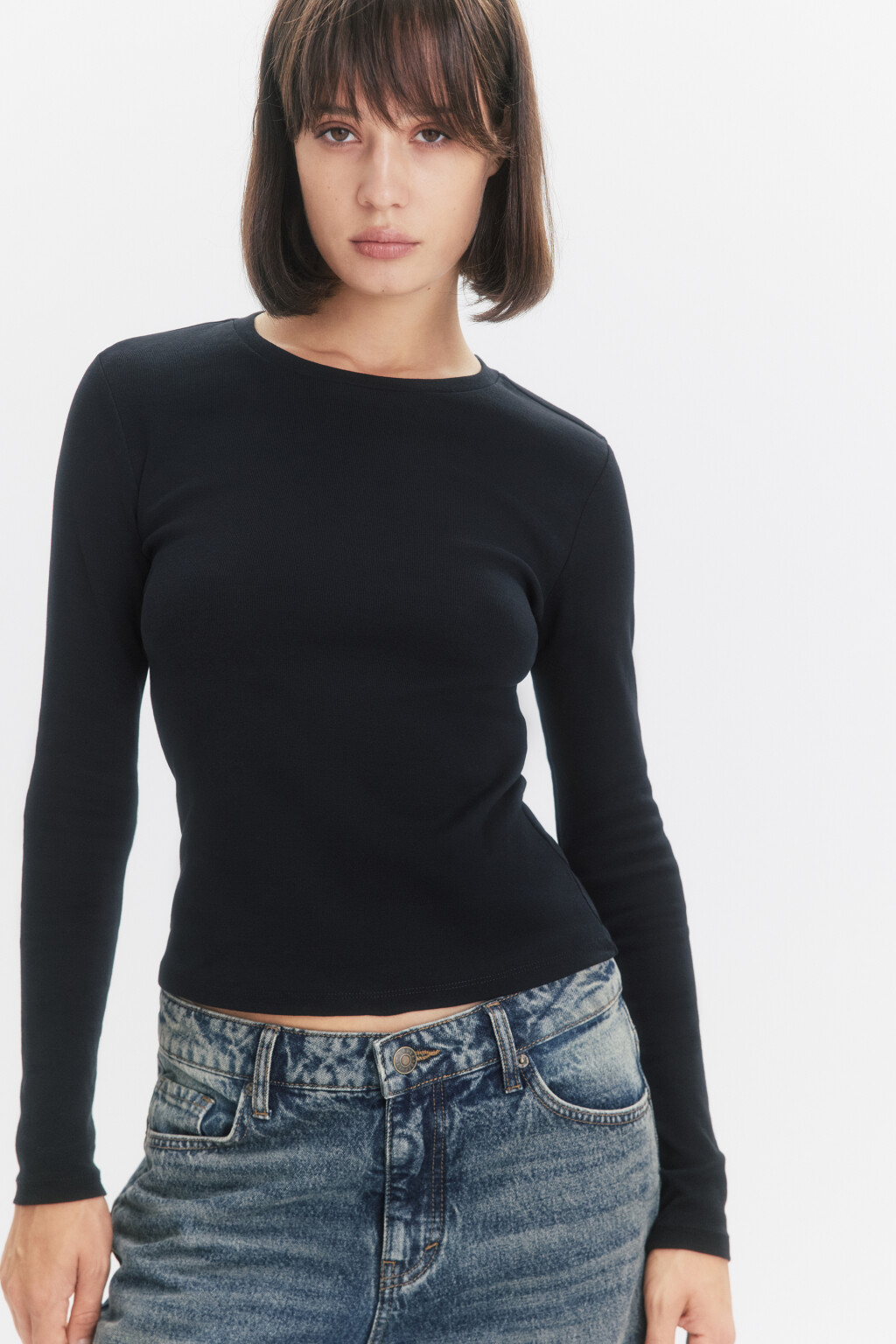 Лонгслив приталенный базовый 2431122002, цвет: черный (50) по цене 399 рублей — купить в ...